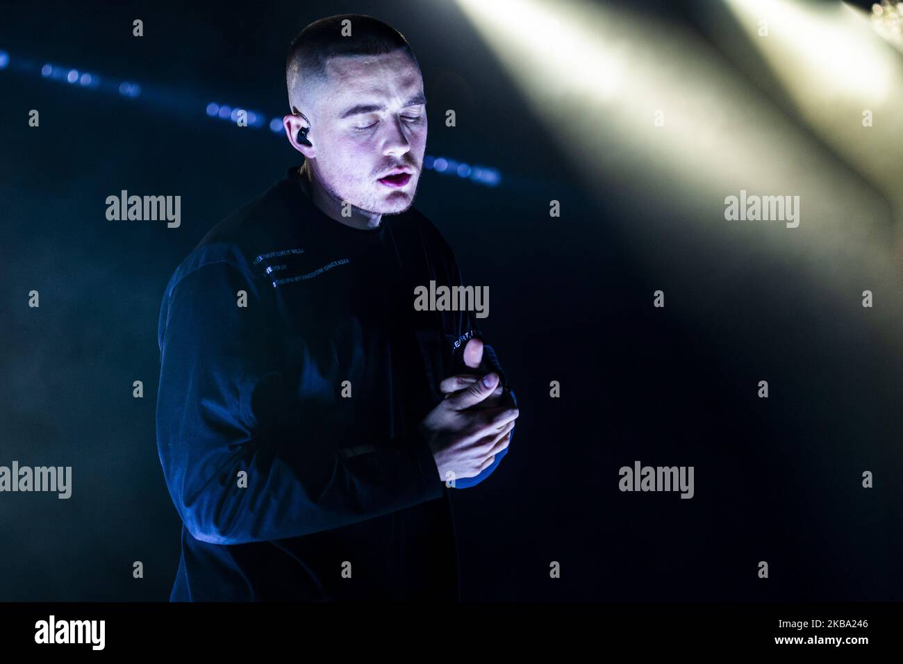 Dermot kennedy on stage hi-res stock photography and images - Alamy