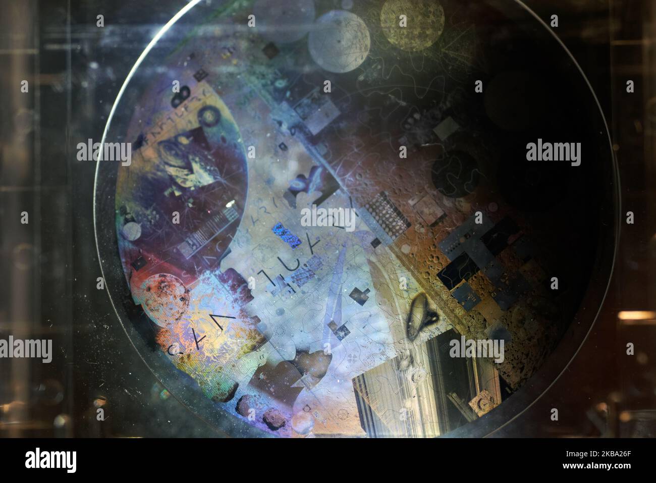 Sapphire discs hi-res stock photography and images - Alamy