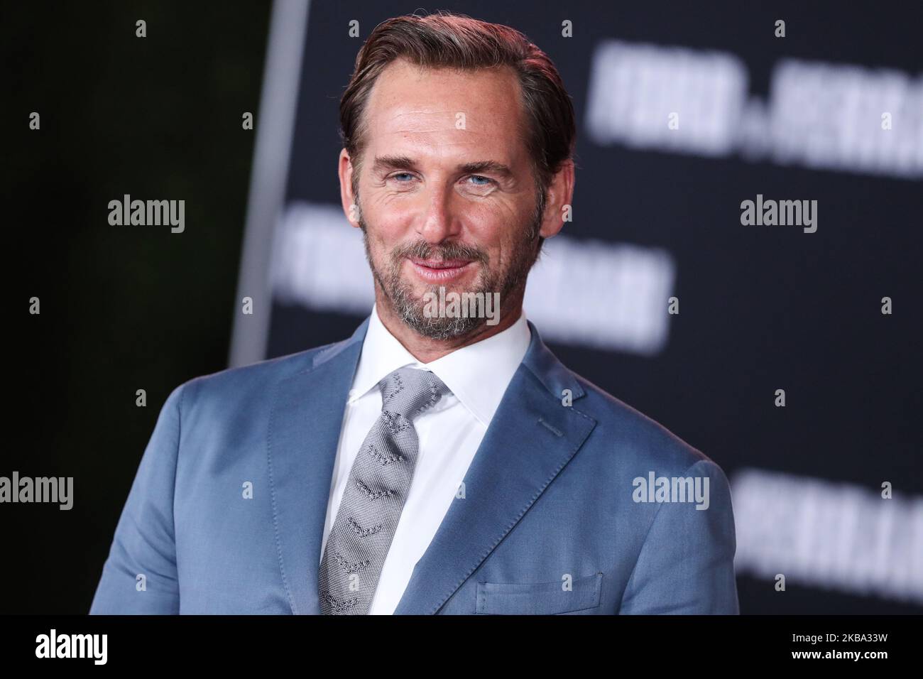 HOLLYWOOD, LOS ANGELES, CALIFORNIA, USA - NOVEMBER 04: Actor Josh Lucas ...