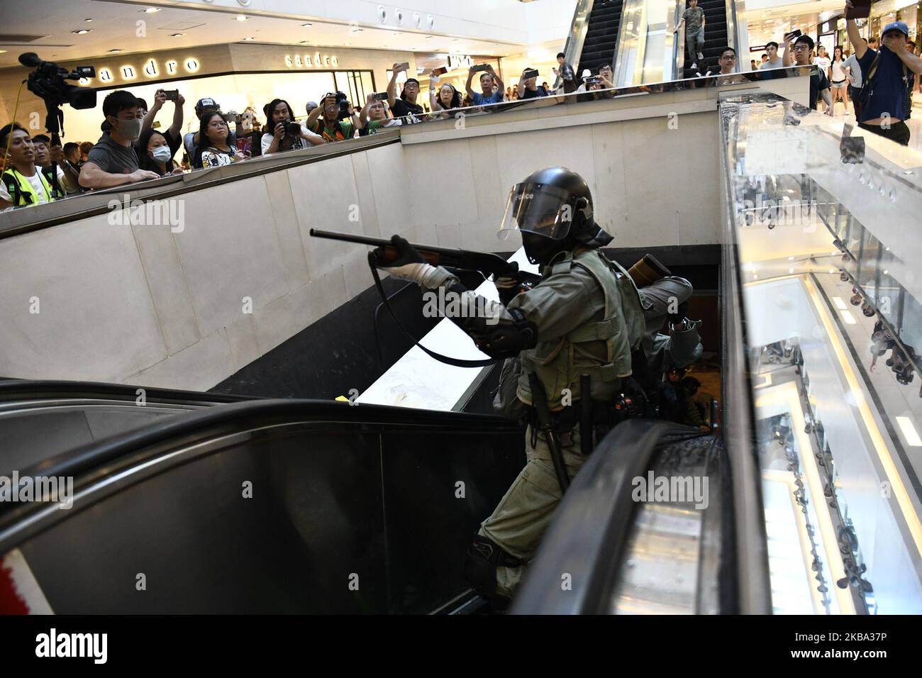 Hong kong police gun hi-res stock photography and images - Alamy