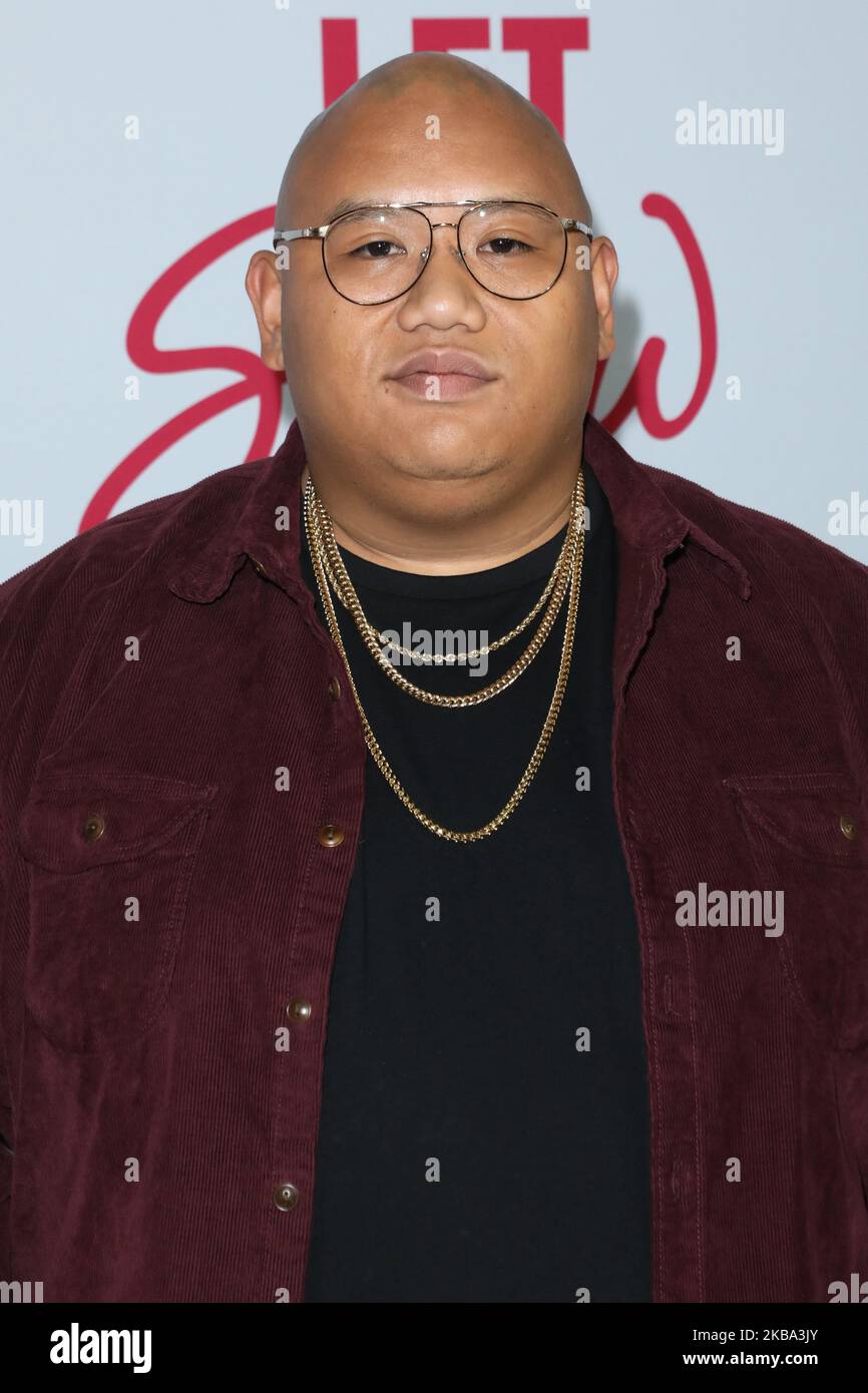 LOS ANGELES, CALIFORNIA, USA - NOVEMBER 04: Actor Jacob Batalon arrives ...