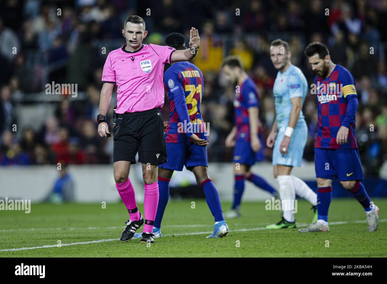 The referee Michael Oliver during the UEFA Champions League match ...