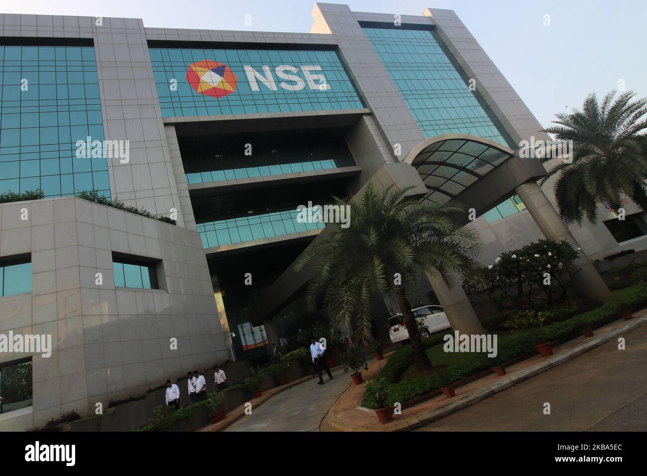 Nse building hi-res stock photography and images - Alamy
