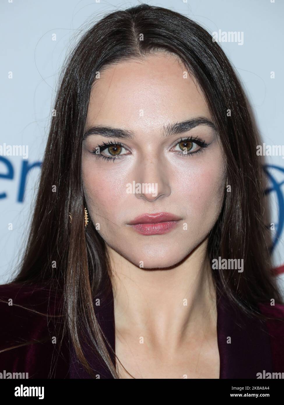 BEVERLY HILLS, LOS ANGELES, CALIFORNIA, USA - NOVEMBER 06: Actress ...