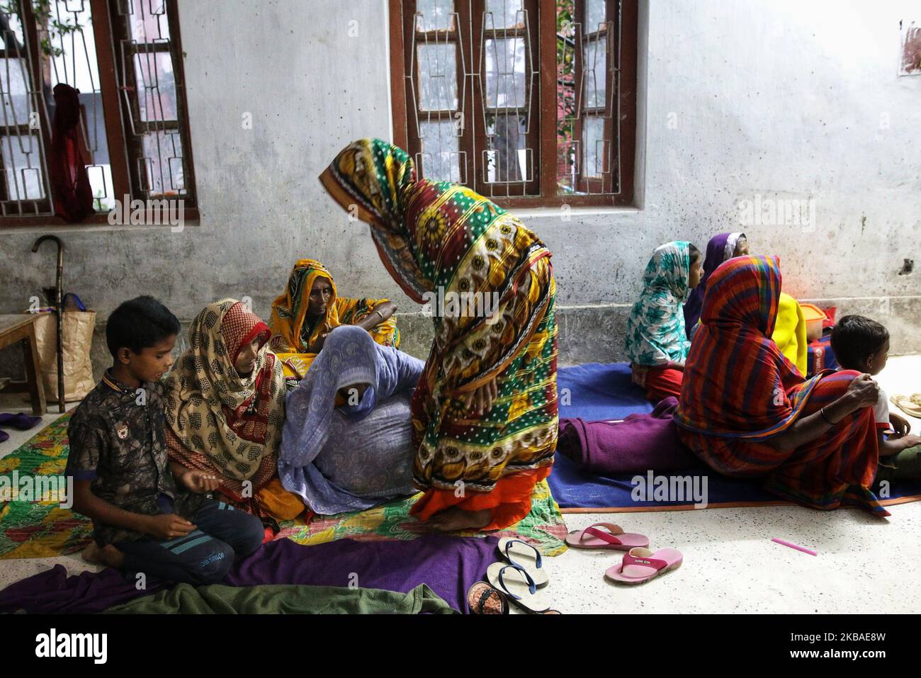 Bangladeshi coastal people takes shelter in Cyclone shelter center ...
