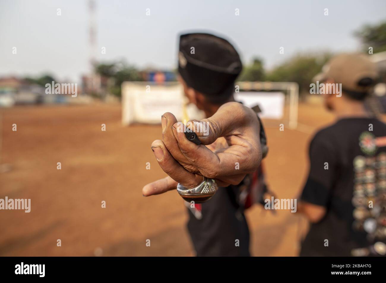 Long slingshot weapon hi-res stock photography and images - Alamy