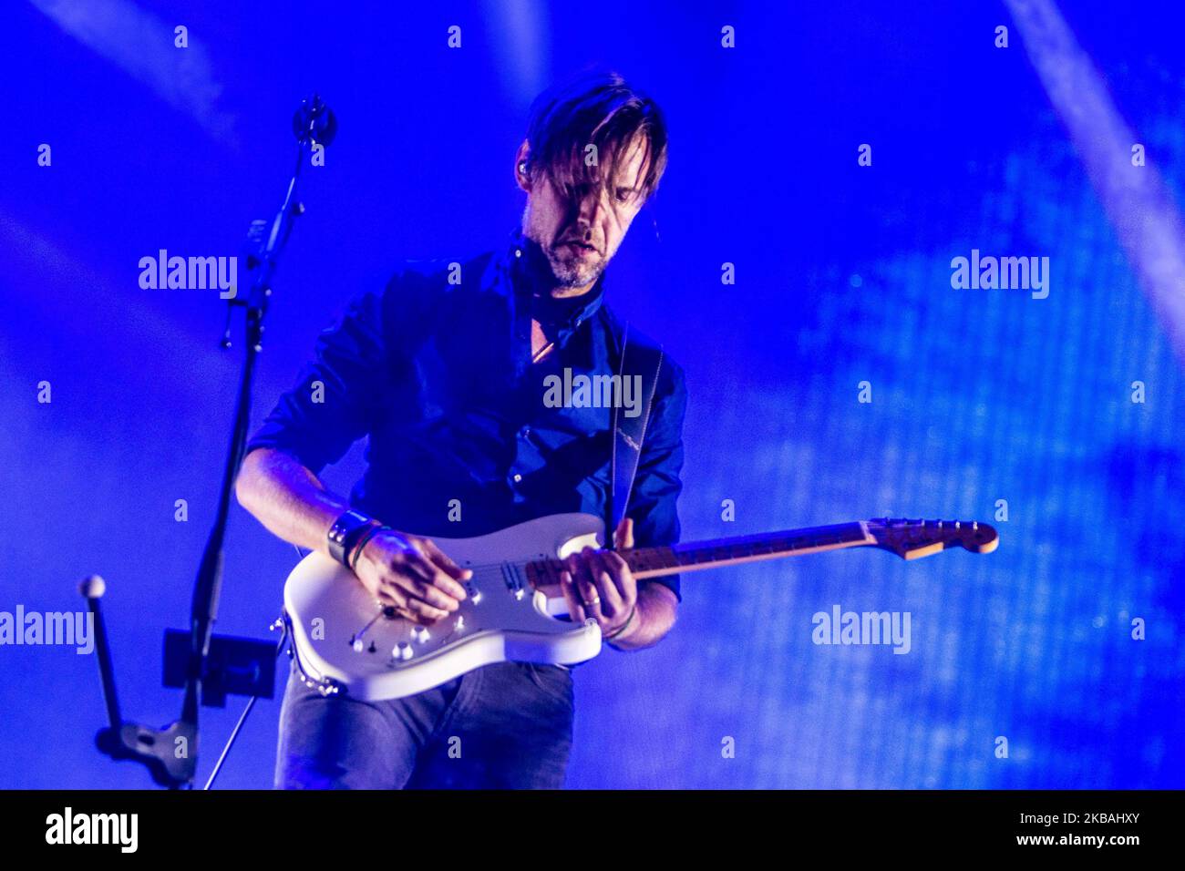 Radiohead live hi-res stock photography and images - Alamy