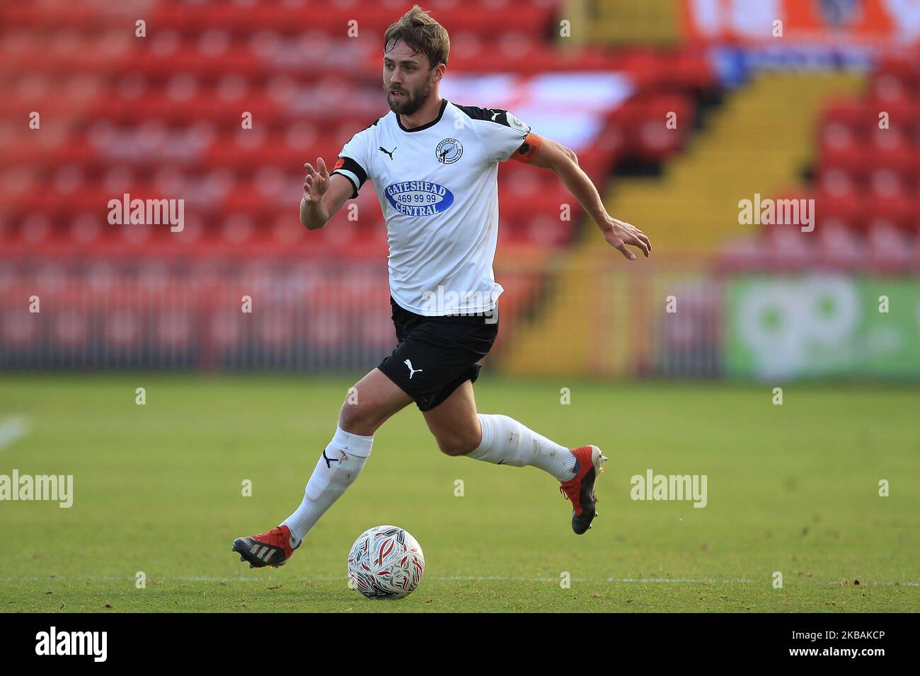 Barrow vs oldham athletic hi-res stock photography and images - Alamy
