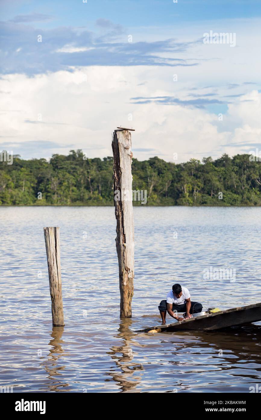 Guyane française fleuve maroni hi-res stock photography and images - Alamy