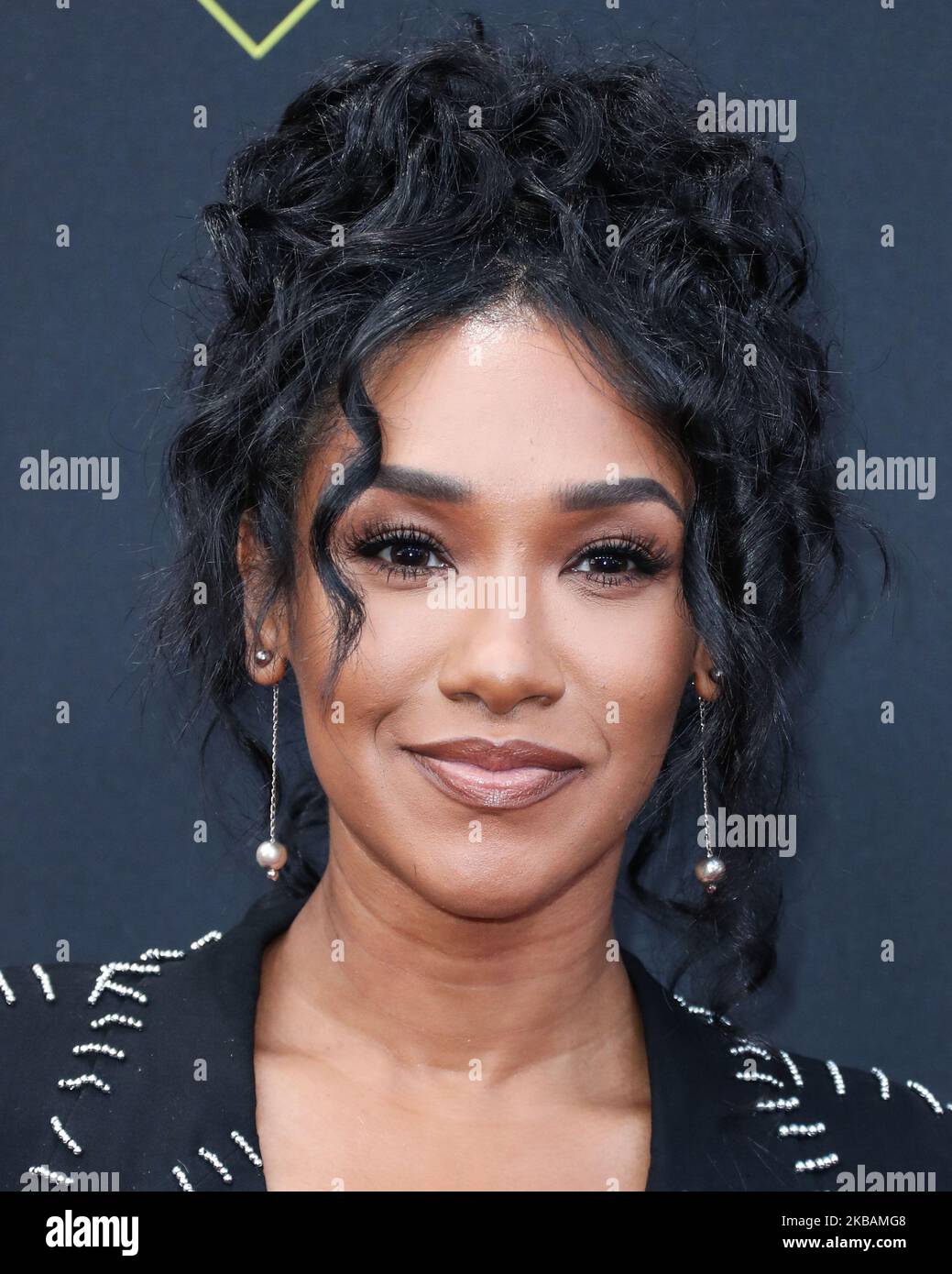 SANTA MONICA, LOS ANGELES, CALIFORNIA, USA - NOVEMBER 10: Candice ...