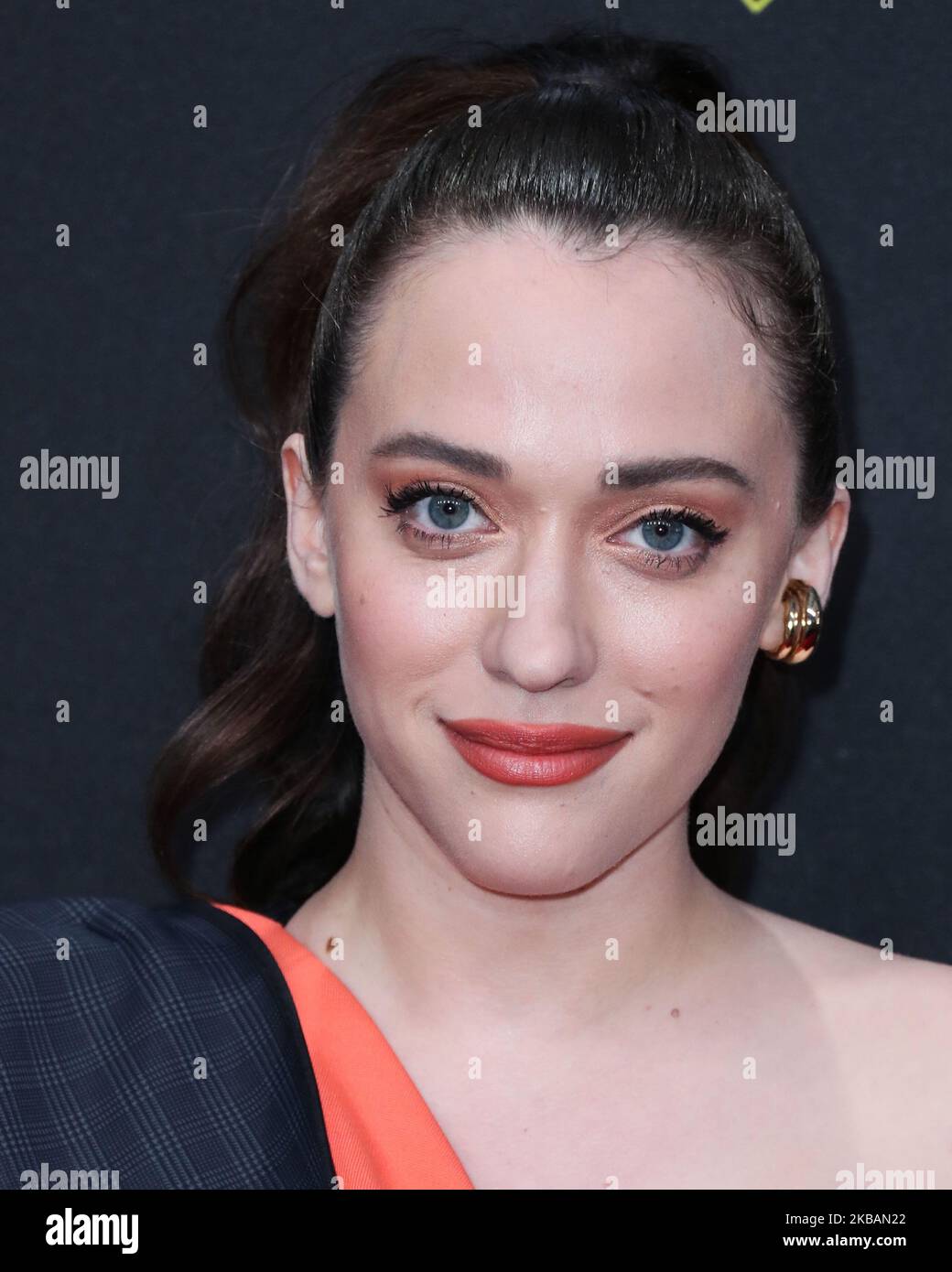 Kat dennings heels hi-res stock photography and images - Alamy