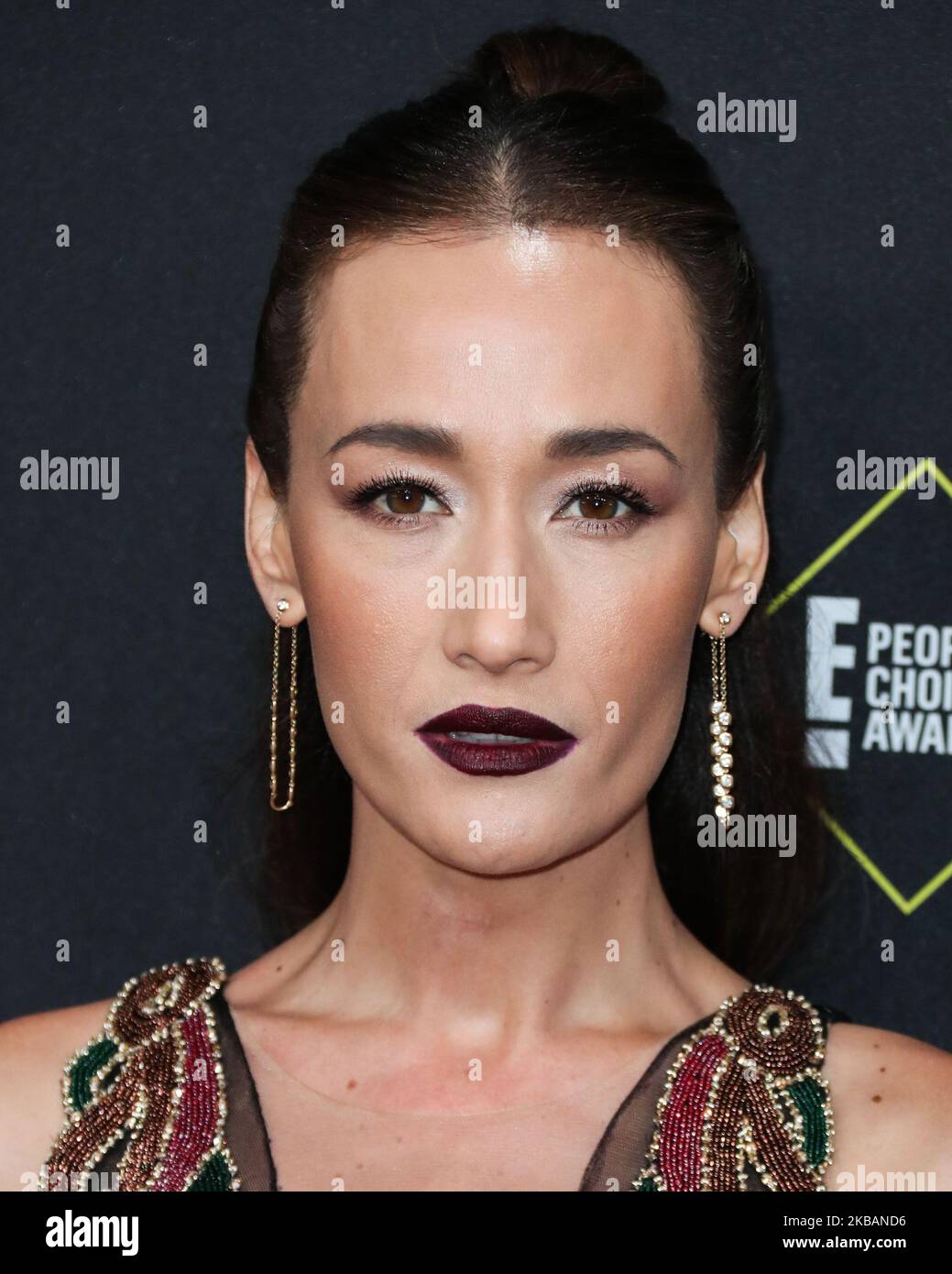 SANTA MONICA, LOS ANGELES, CALIFORNIA, USA - NOVEMBER 10: Actress ...