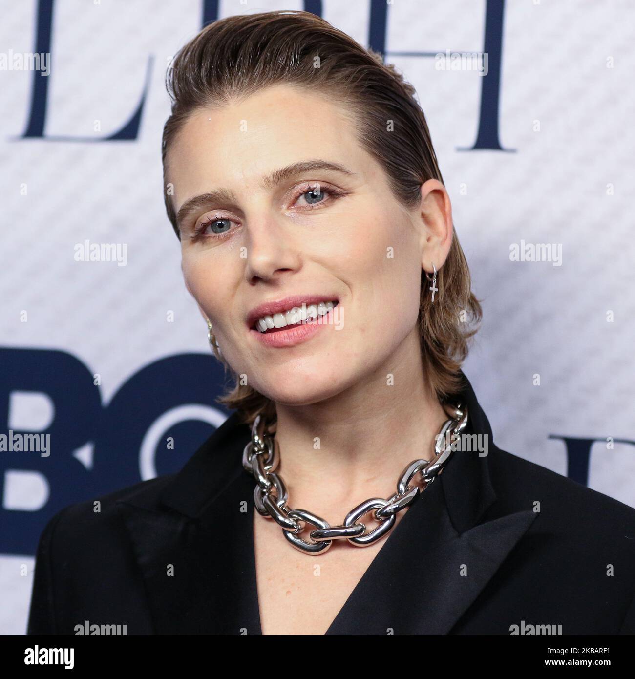 BEVERLY HILLS, LOS ANGELES, CALIFORNIA, USA - NOVEMBER 11: Dree ...