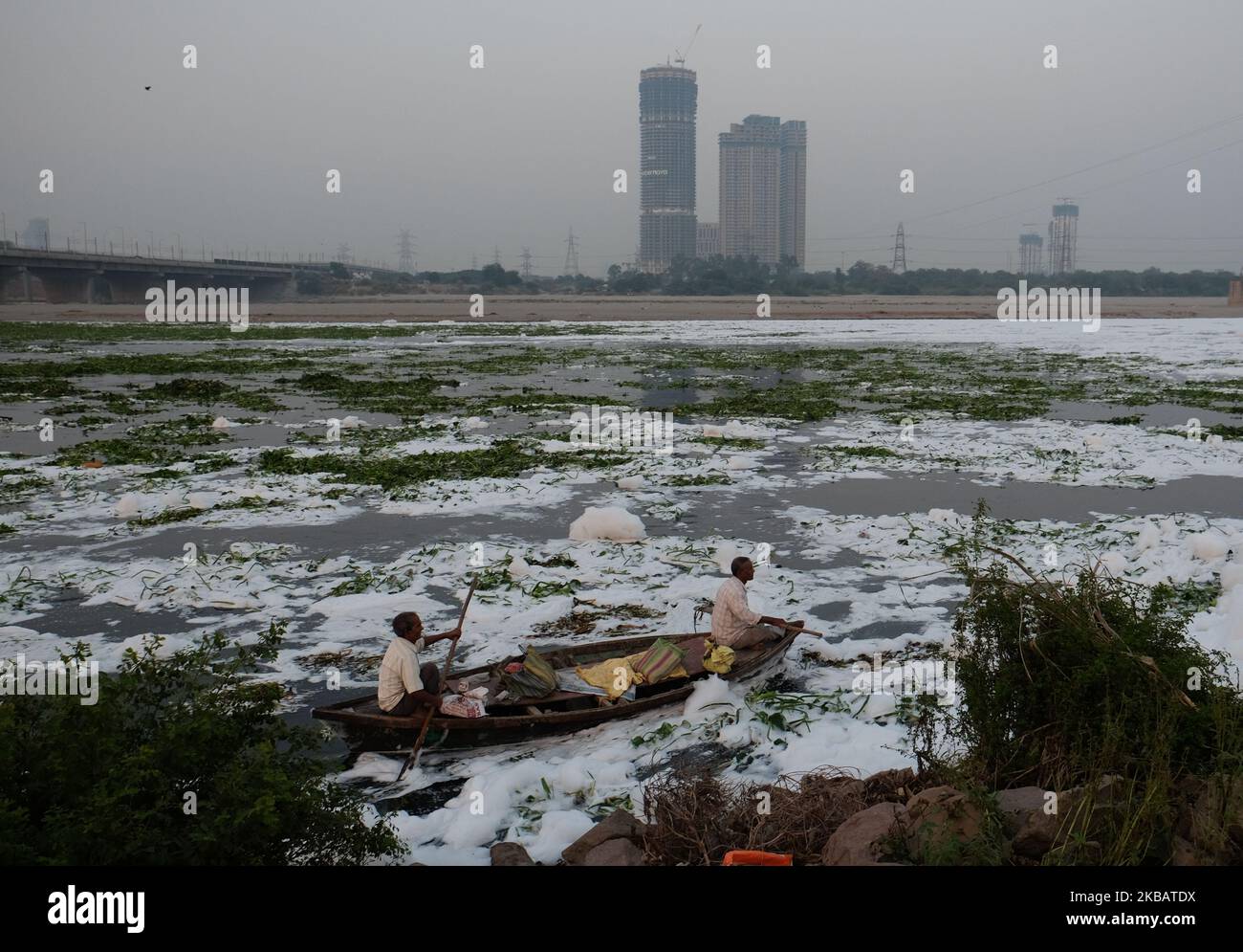 Polluted waters of yamuna river hi-res stock photography and images - Alamy