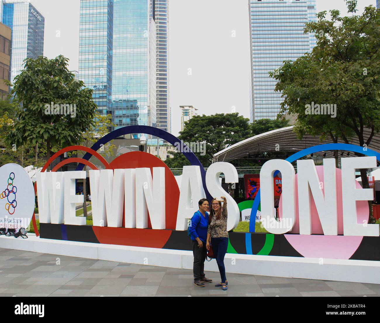 Southeast asian games slogan hi-res stock photography and images - Alamy