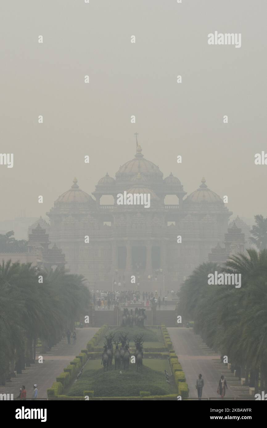 A view of Akshardham Temple as smog engulfs the capital worsening the ...