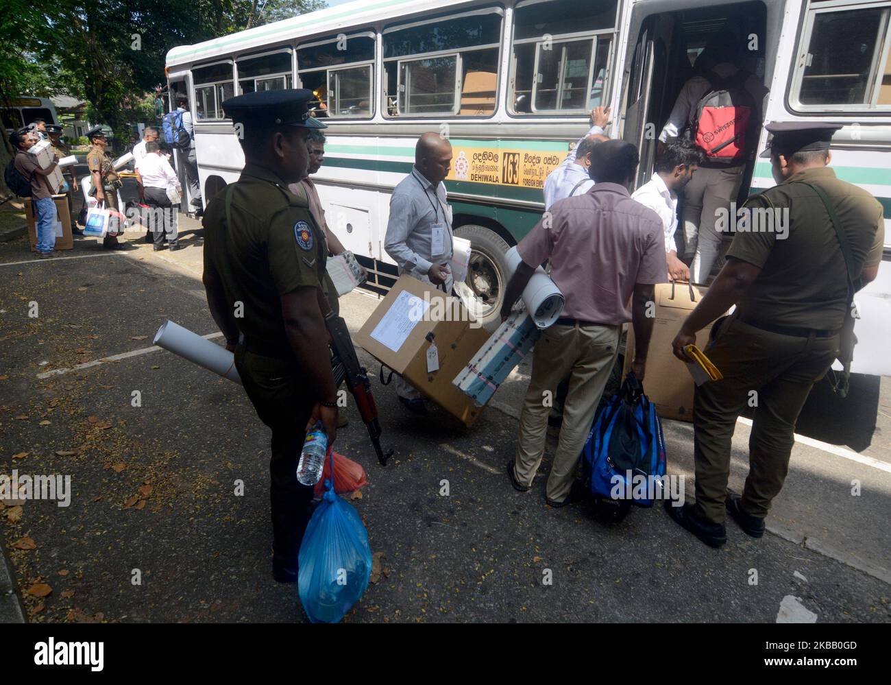Colombo polices hi-res stock photography and images - Alamy