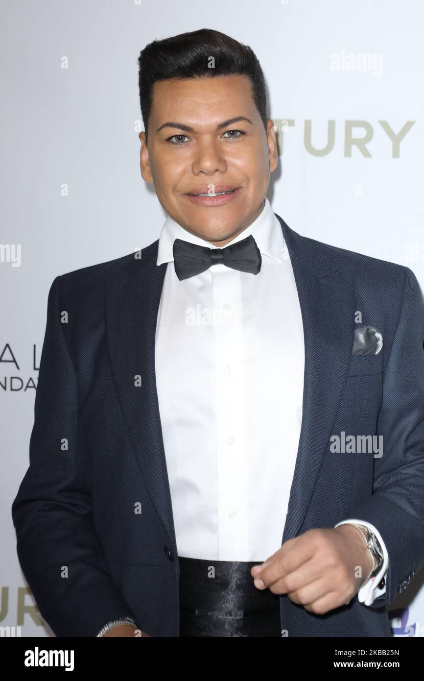 BEVERLY HILLS, LOS ANGELES, CALIFORNIA, USA - NOVEMBER 15: Victor ...