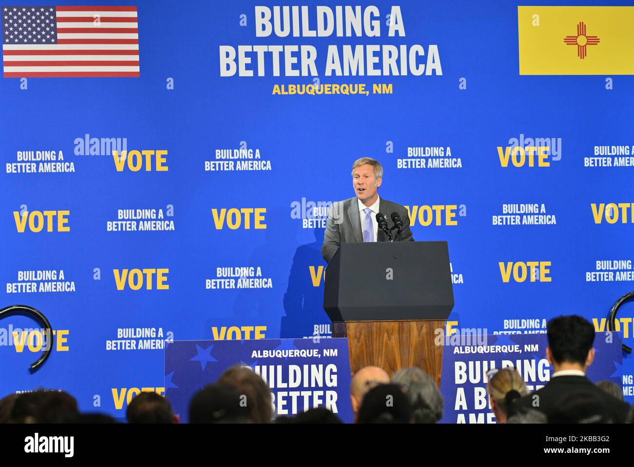 Albuquerque Mayor Tim Keller (D-NM) speaks at a Democratic National ...