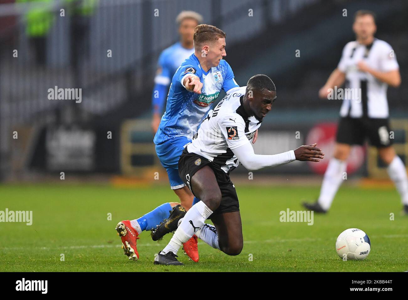 Enzio boldewijn of notts county battles hi-res stock photography and ...