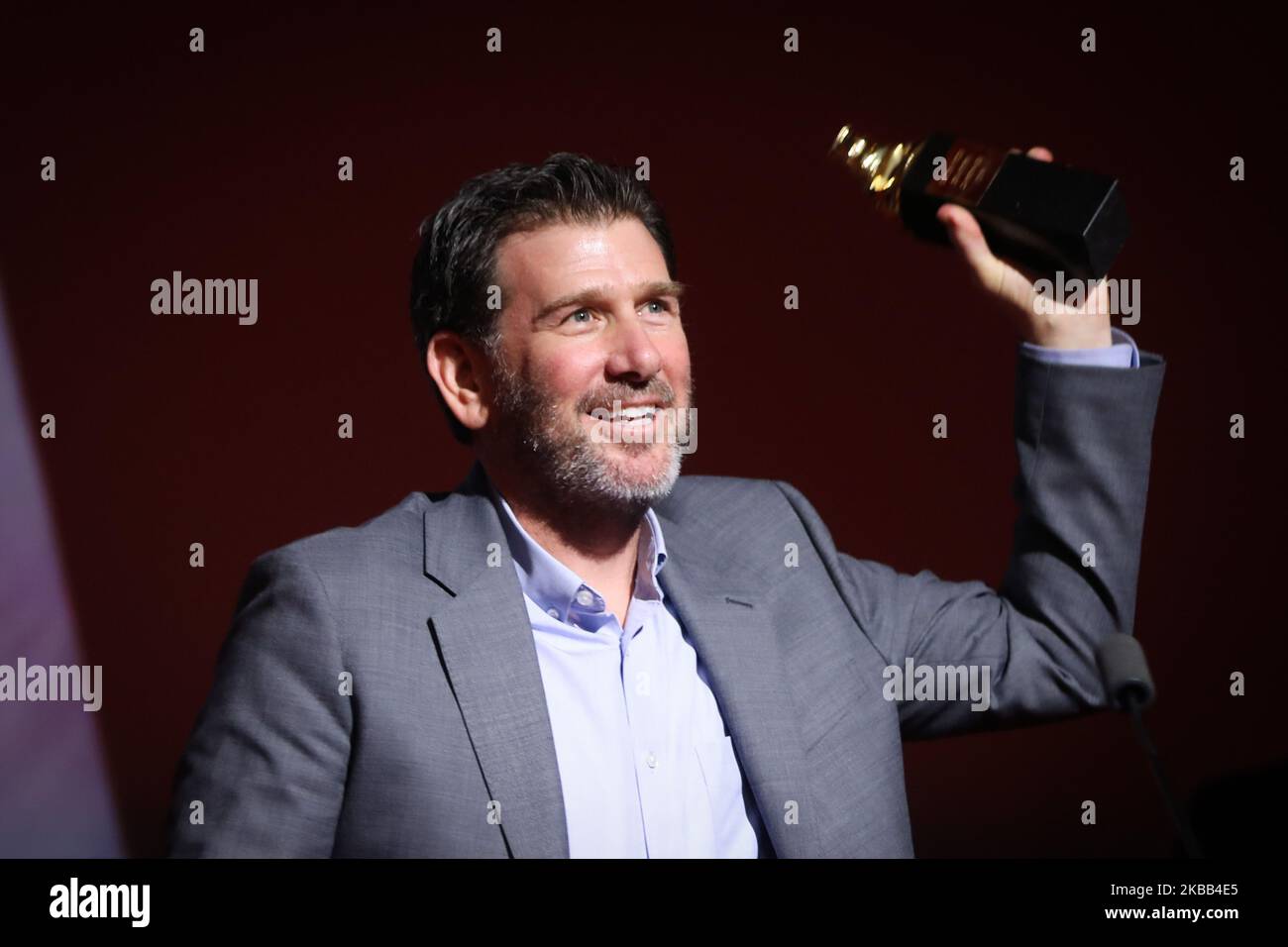 Lawrence Sher receives the Golden Frog for lensing of Todd Phillips ...