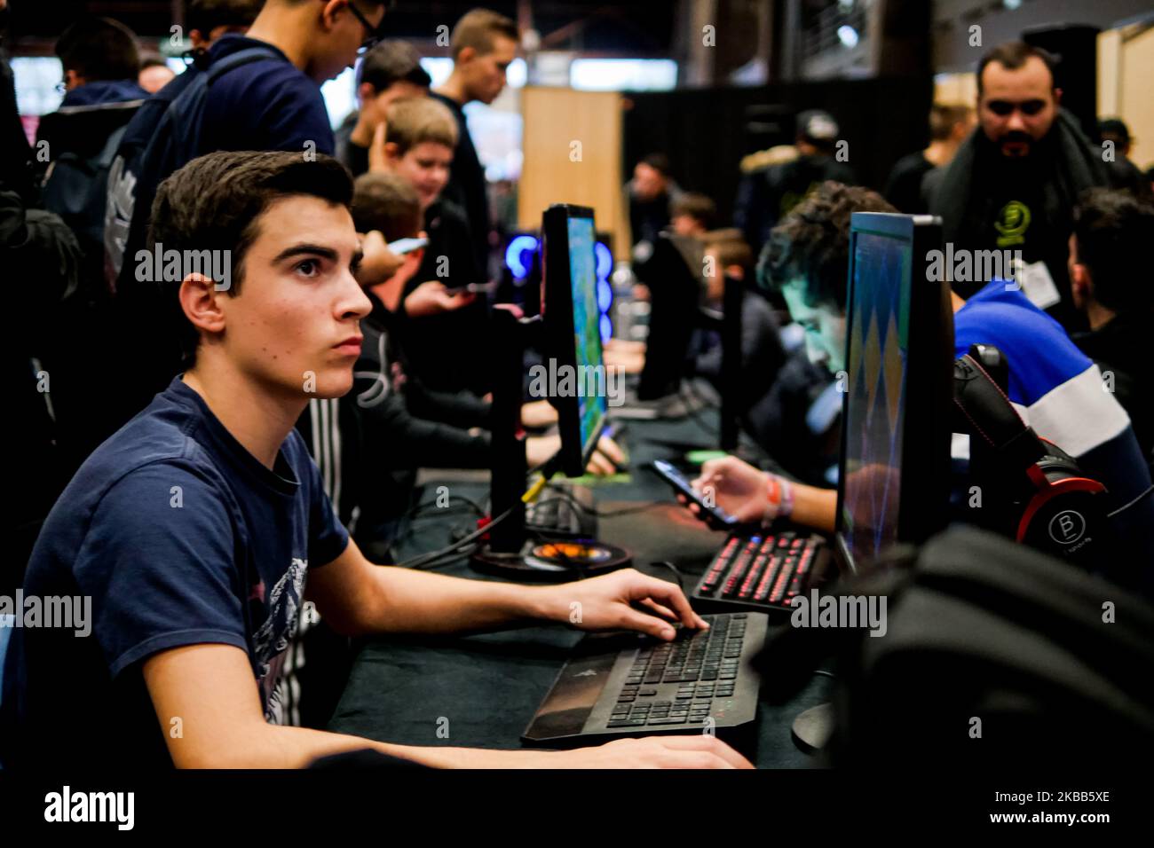 Gammer at the video-games part of the annual geek and pop culture salon ...