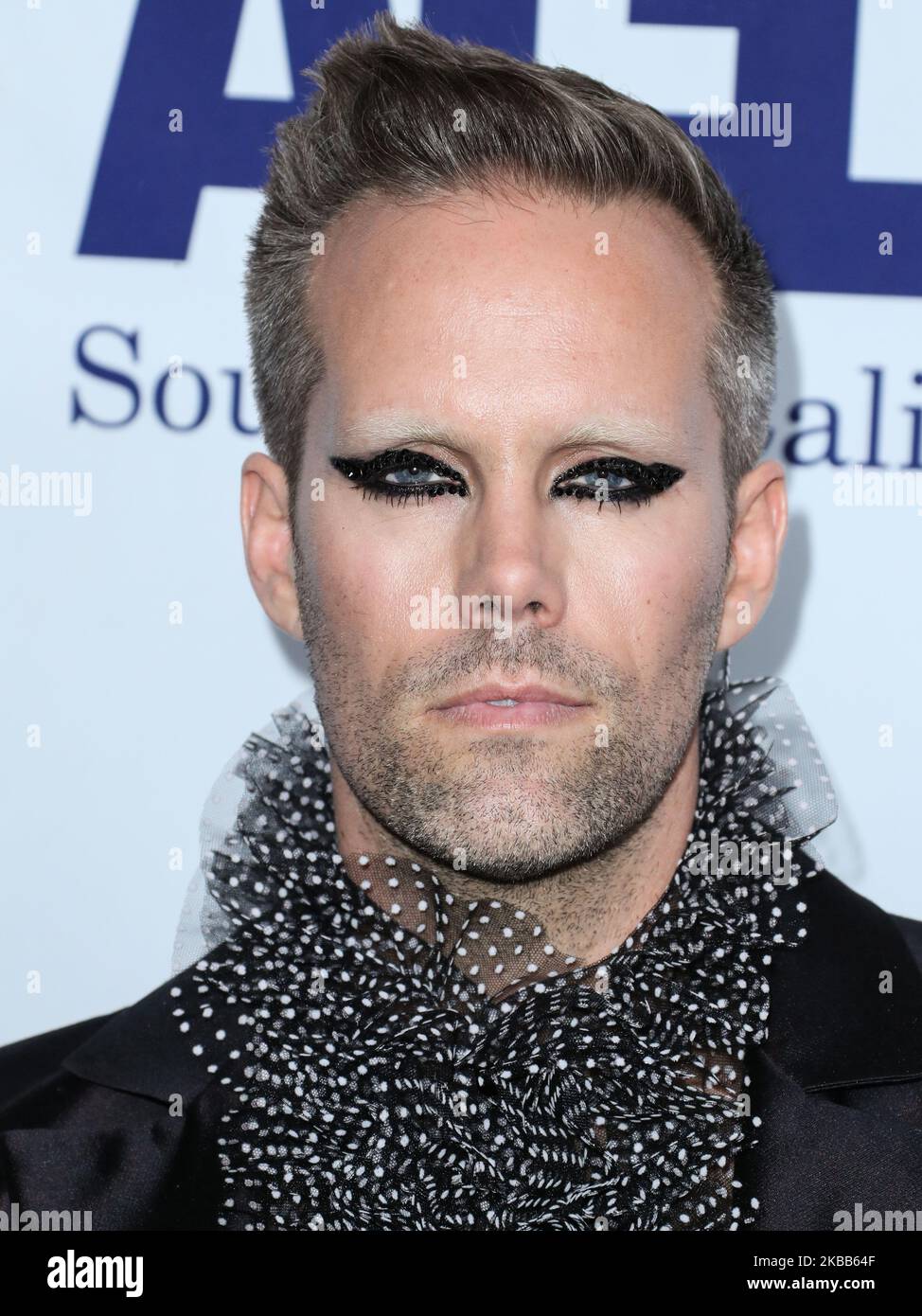 BEVERLY HILLS, LOS ANGELES, CALIFORNIA, USA - NOVEMBER 17: Justin ...
