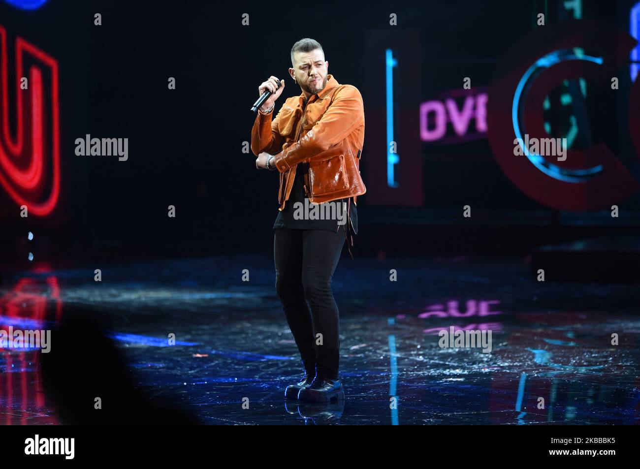 Italian singer Nicola Cavallaro sing during 6th stage of Italian ...