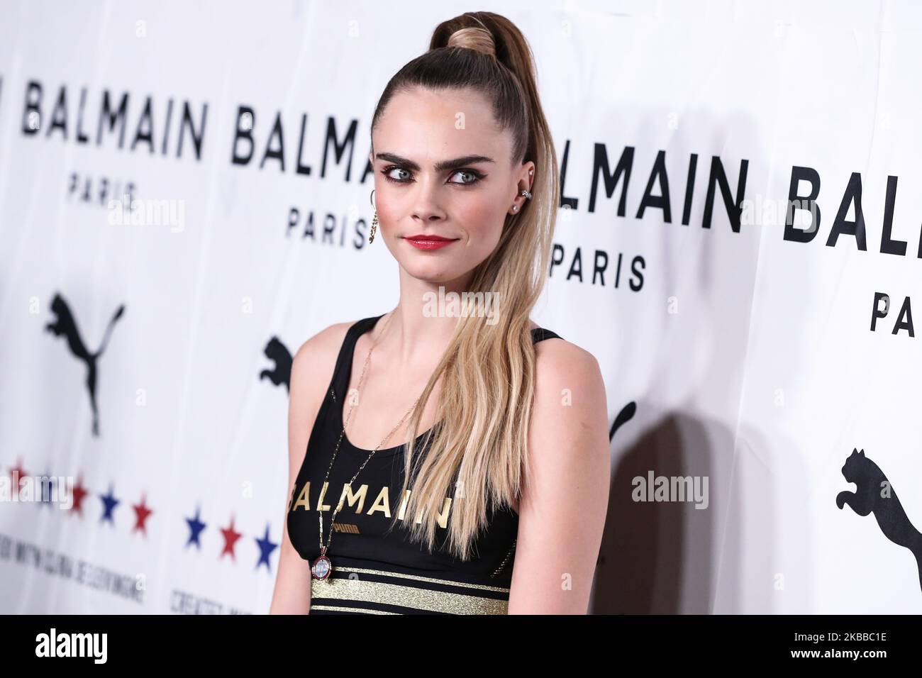 HOLLYWOOD, LOS ANGELES, CALIFORNIA, USA - NOVEMBER 21: Model/actress ...