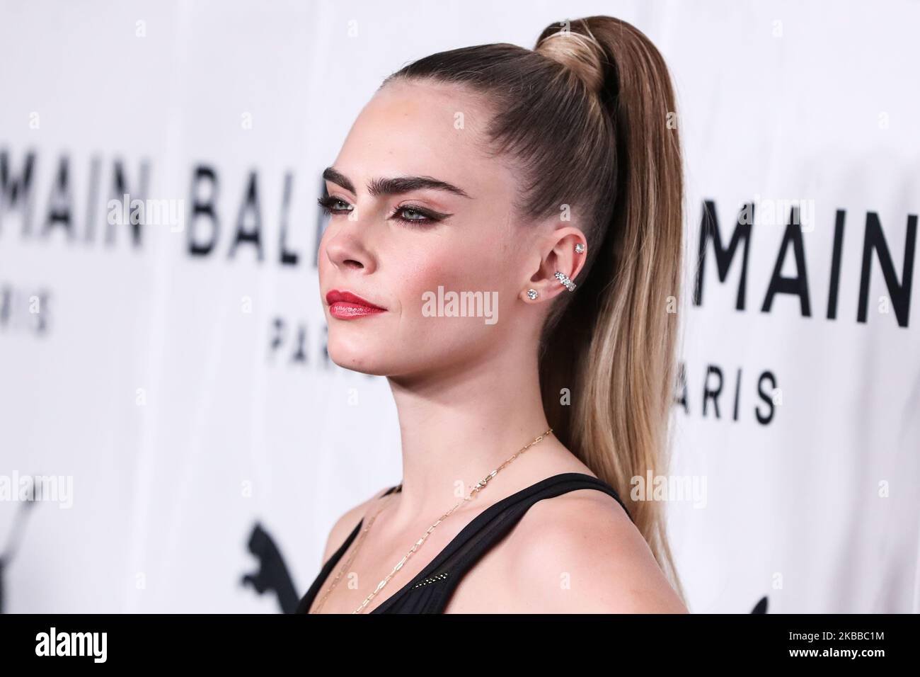 HOLLYWOOD, LOS ANGELES, CALIFORNIA, USA - NOVEMBER 21: Model/actress ...