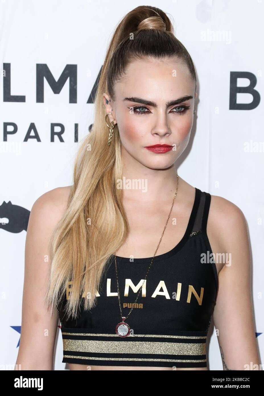 HOLLYWOOD, LOS ANGELES, CALIFORNIA, USA - NOVEMBER 21: Model/actress ...