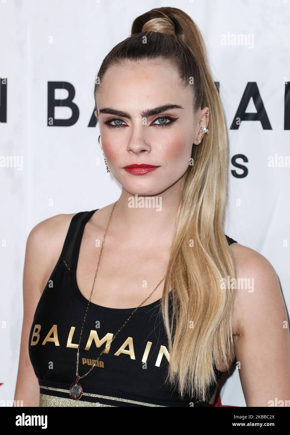 HOLLYWOOD, LOS ANGELES, CALIFORNIA, USA - NOVEMBER 21: Model/actress ...