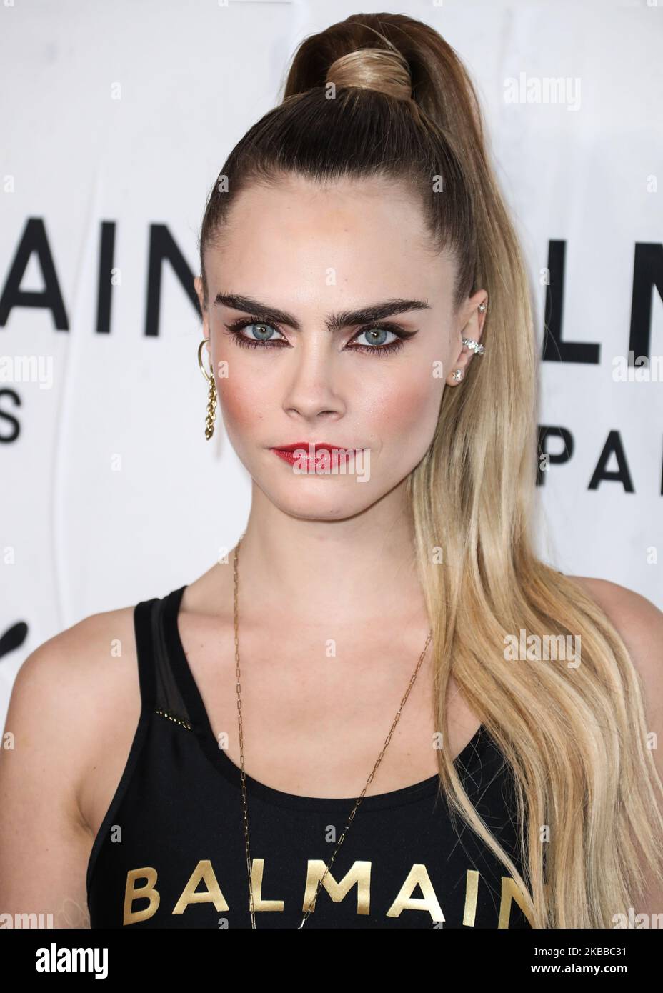 HOLLYWOOD, LOS ANGELES, CALIFORNIA, USA - NOVEMBER 21: Model/actress ...