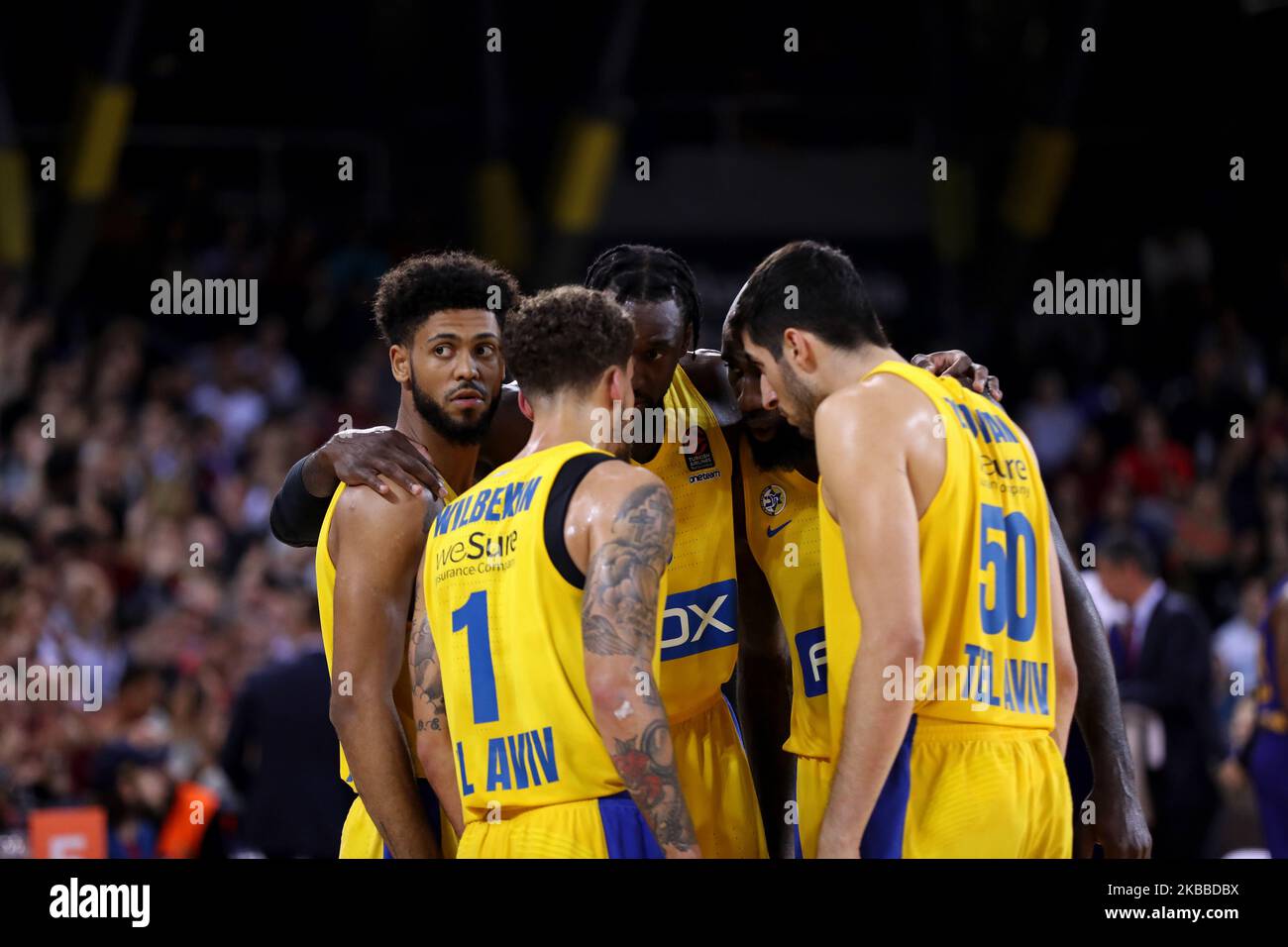 Maccabi players during the match between FC Barcelona and Maccabi Tel ...