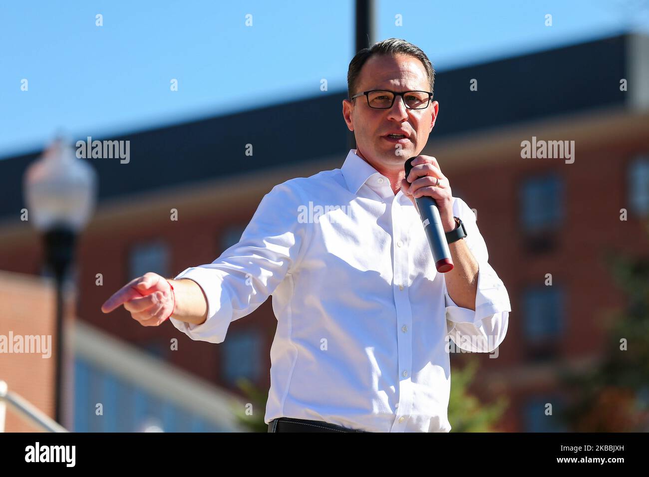 Josh shapiro governor hi-res stock photography and images - Alamy