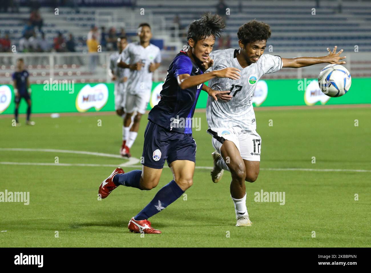 Sieng Chanthea (in blue) of Cambodia and Elias Mesquita (in white) of ...