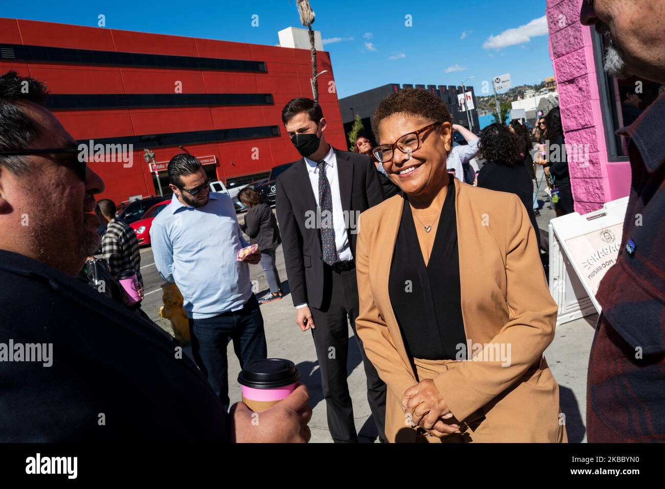 Los Angeles Mayoral candidate Karen Bass meets and receives an ...