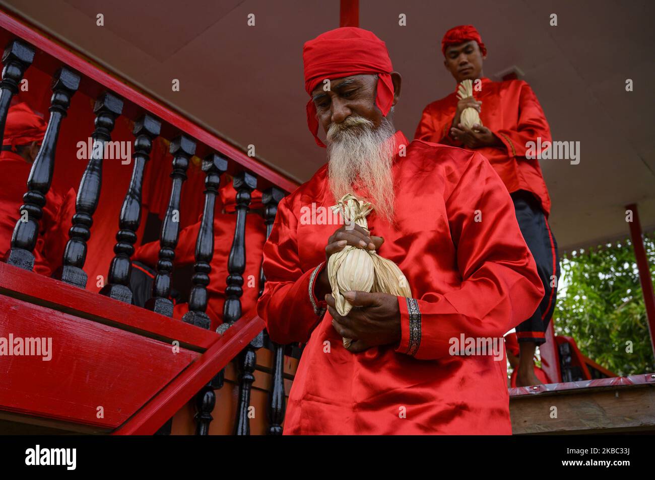 The Batui indigenous people bring Maleo (Macrocephalon maleo) eggs ...