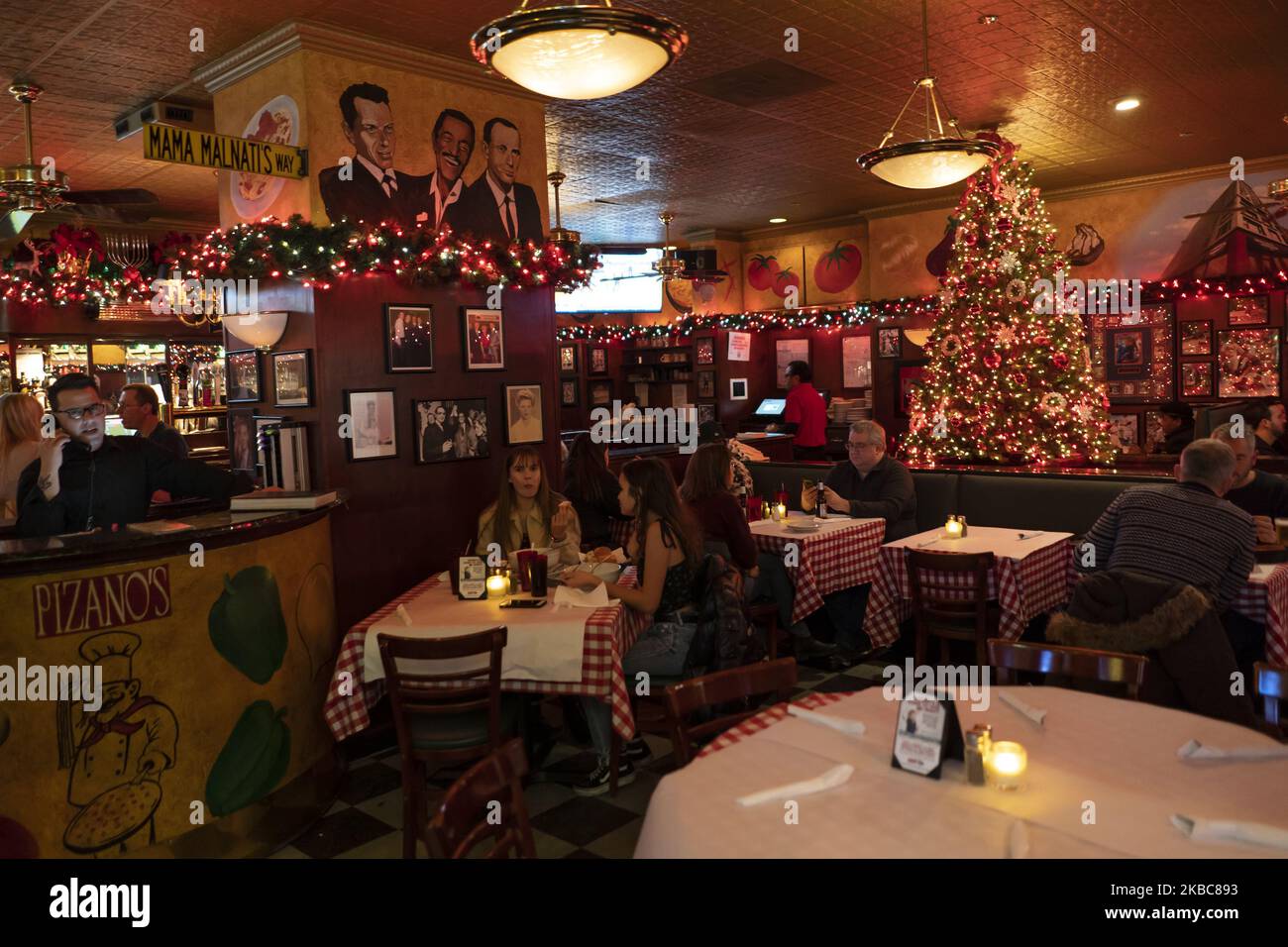 Famous pizanos pizzeria hi-res stock photography and images - Alamy