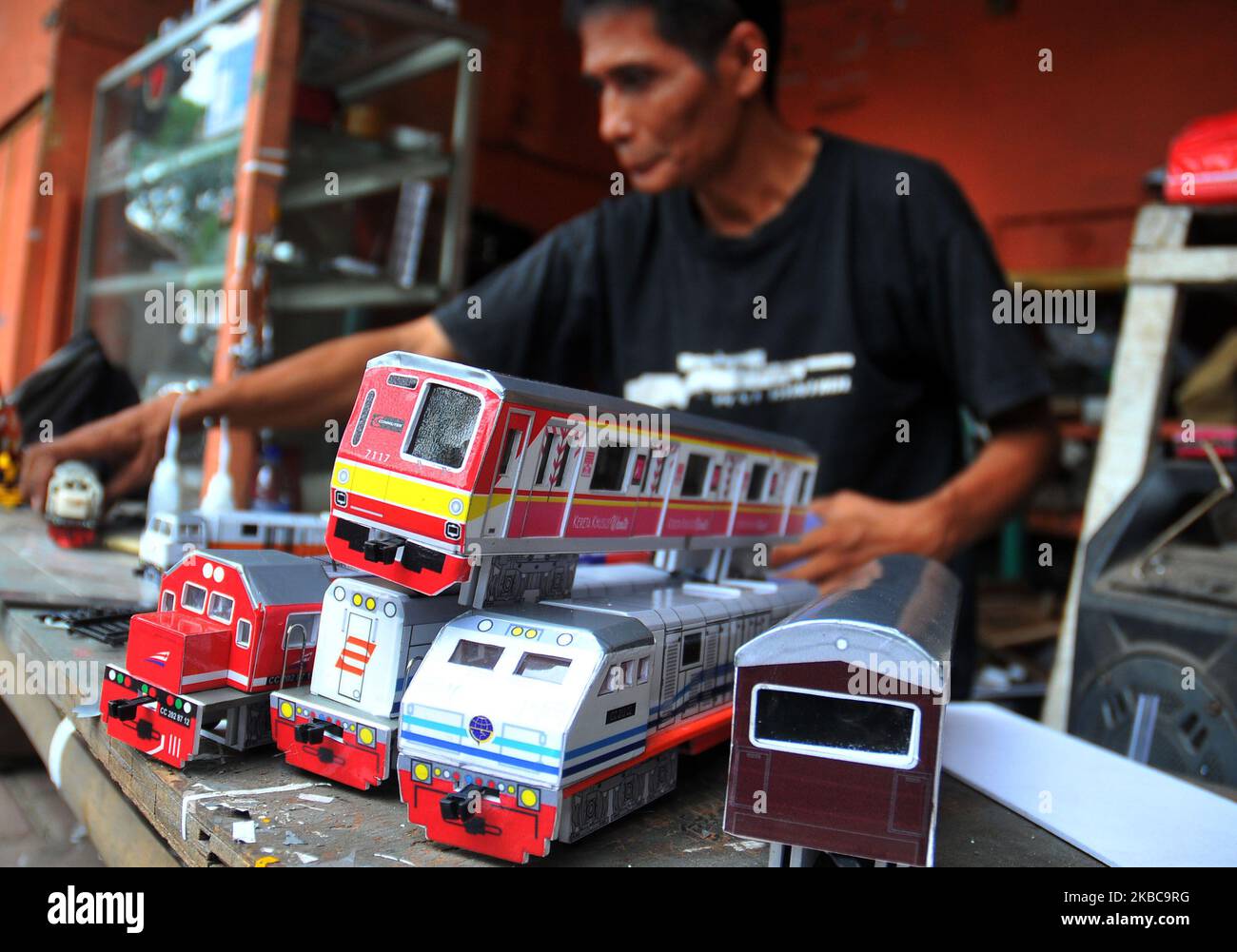 Manufacturing of miniature trains hi-res stock photography and images ...