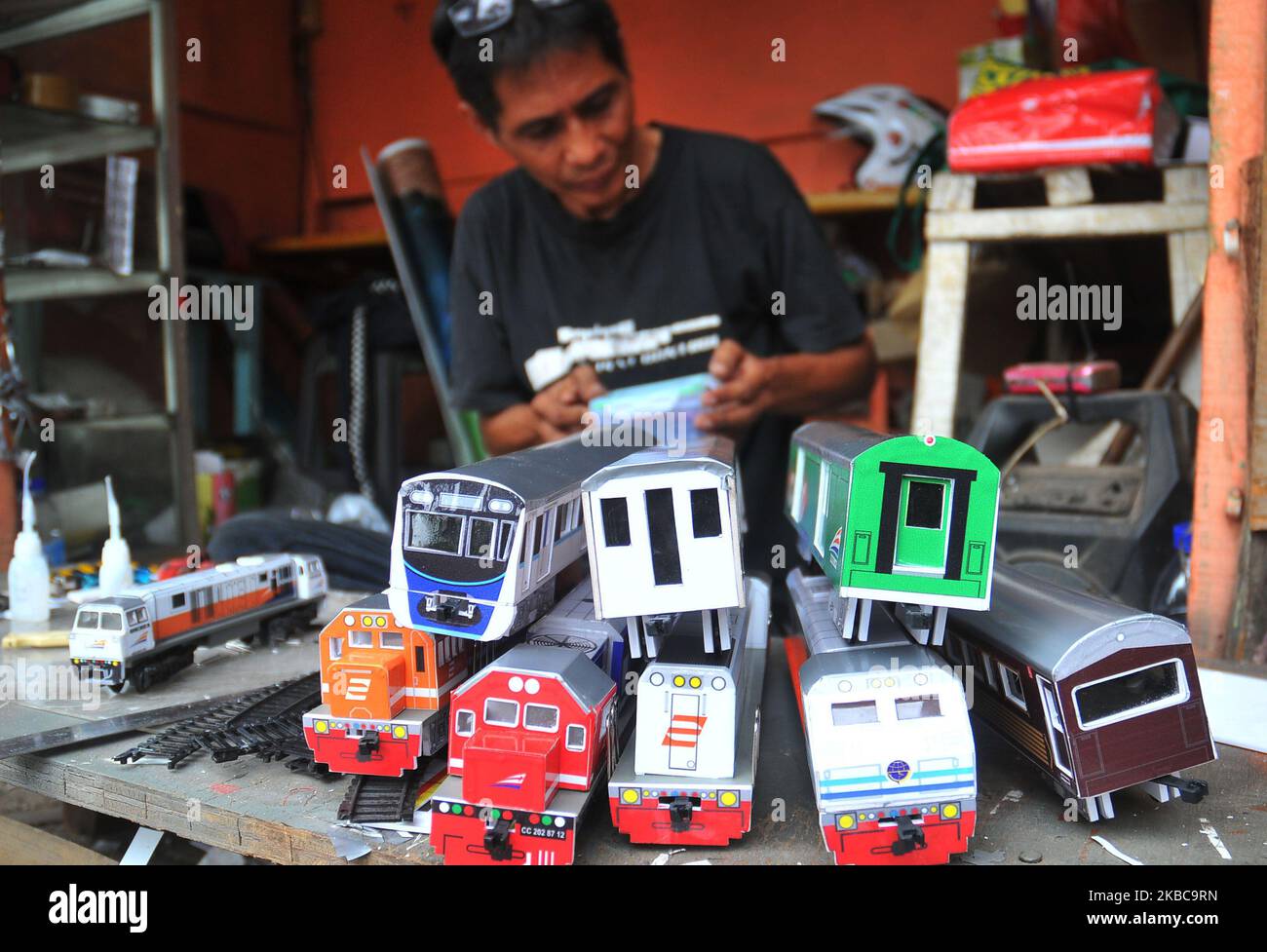 Craftsmen complete the manufacturing of miniature trains in Manggarai ...