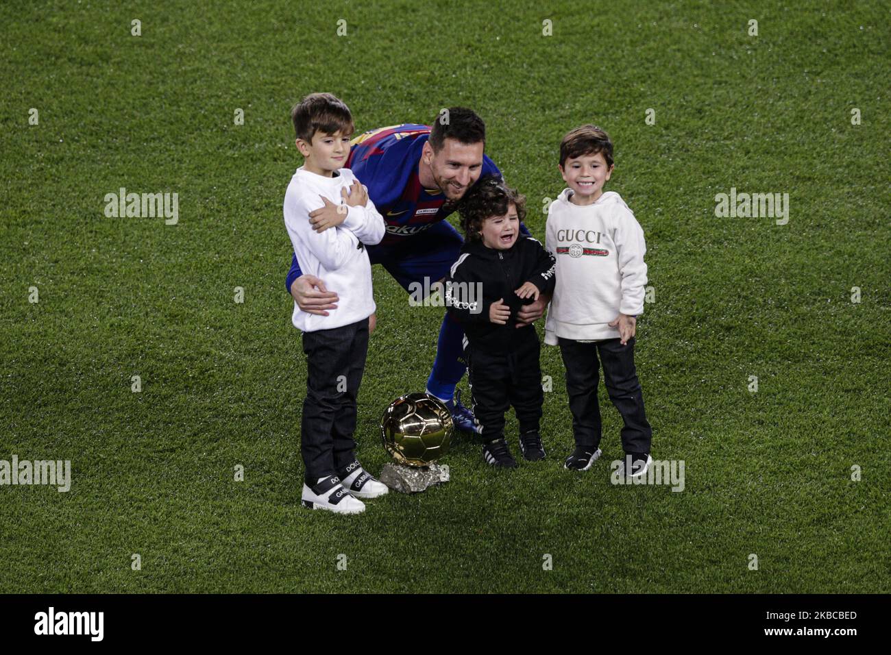 10 Lionel Messi from Argentina of FC Barcelona showing his sixth ballon ...