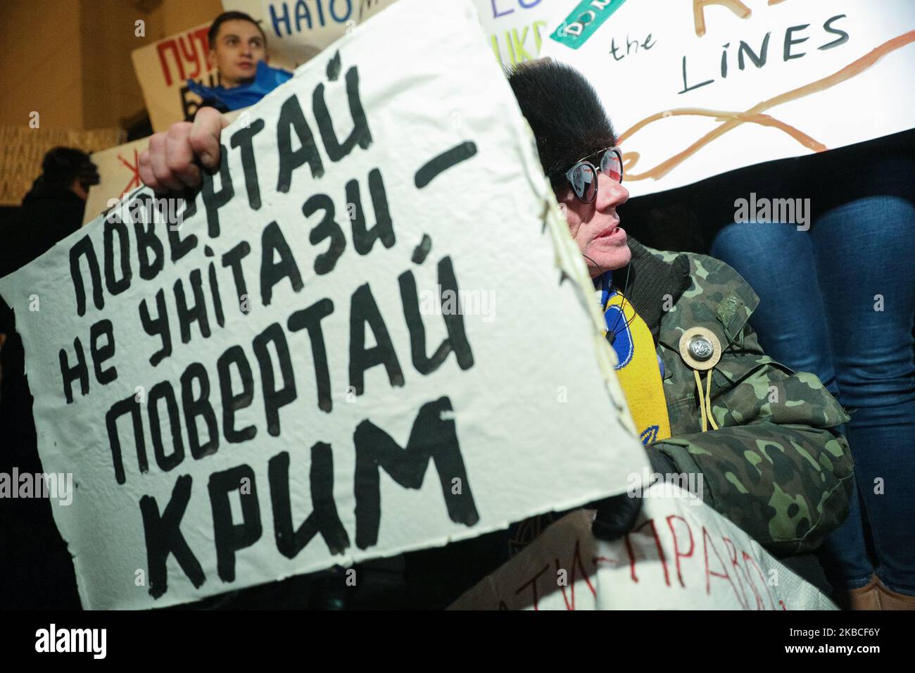 Toilet bows hi-res stock photography and images - Alamy