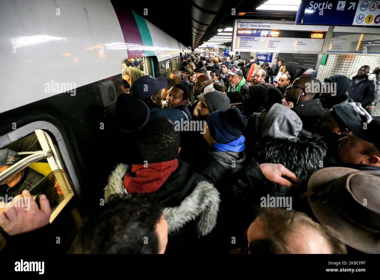 Ratp employees hi-res stock photography and images - Alamy