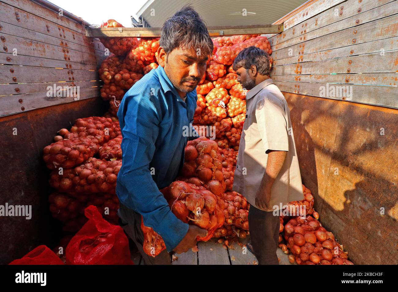 Afghani onions rs hi-res stock photography and images - Alamy