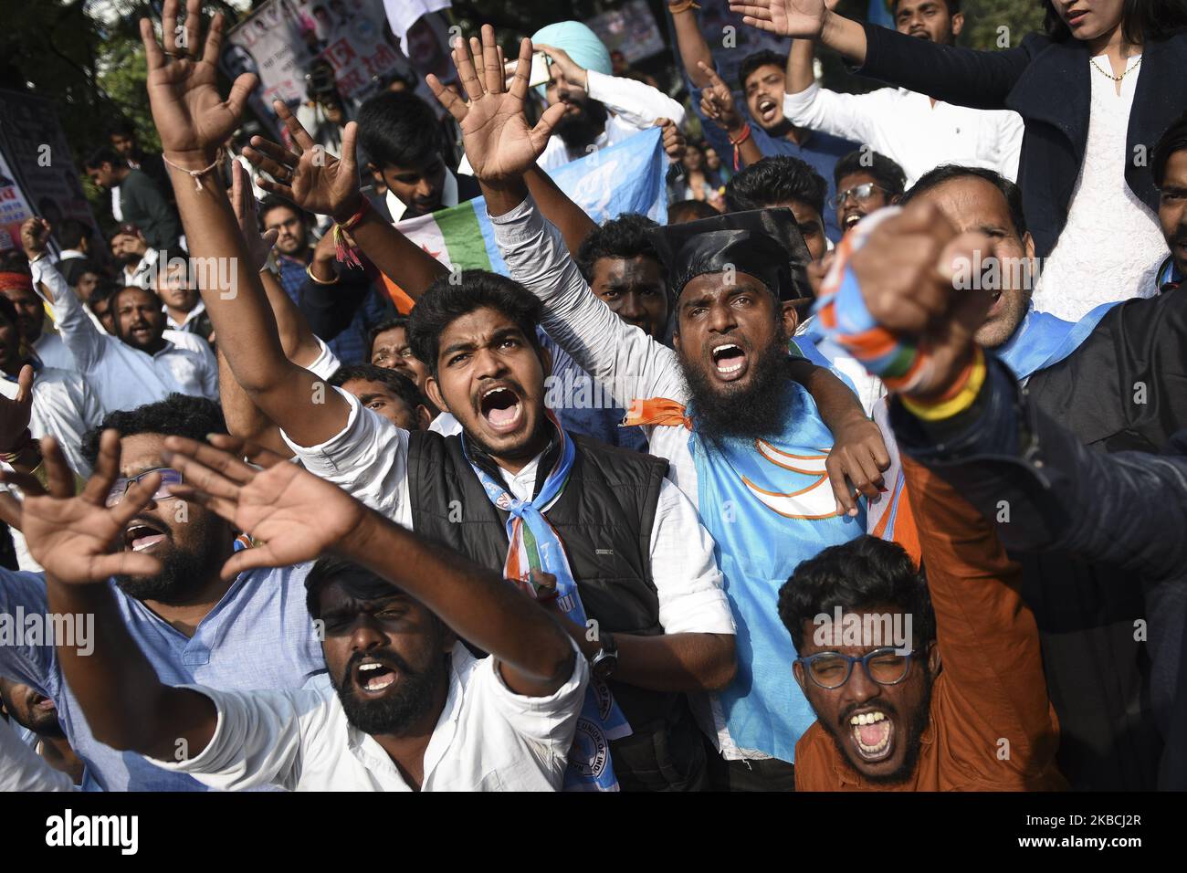 Members national students union india hi-res stock photography and ...