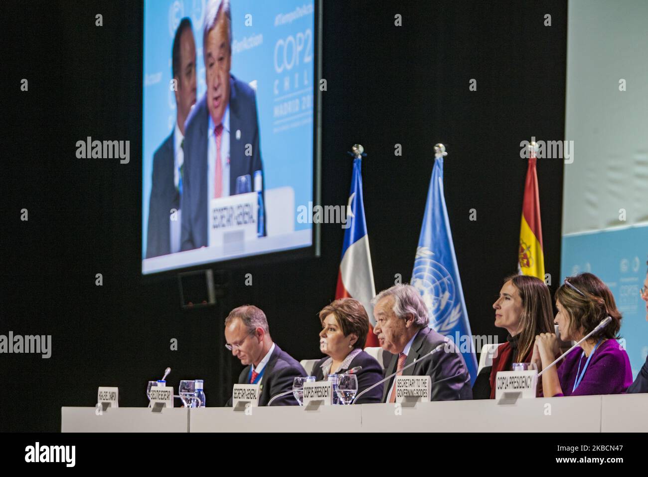Antonio Guterres, Secretary General of UN, center, talks during the ...