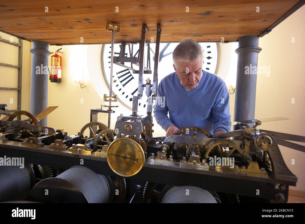 Master watchmaker Jesus Lopez-Terradas, clock maintenance key manager ...