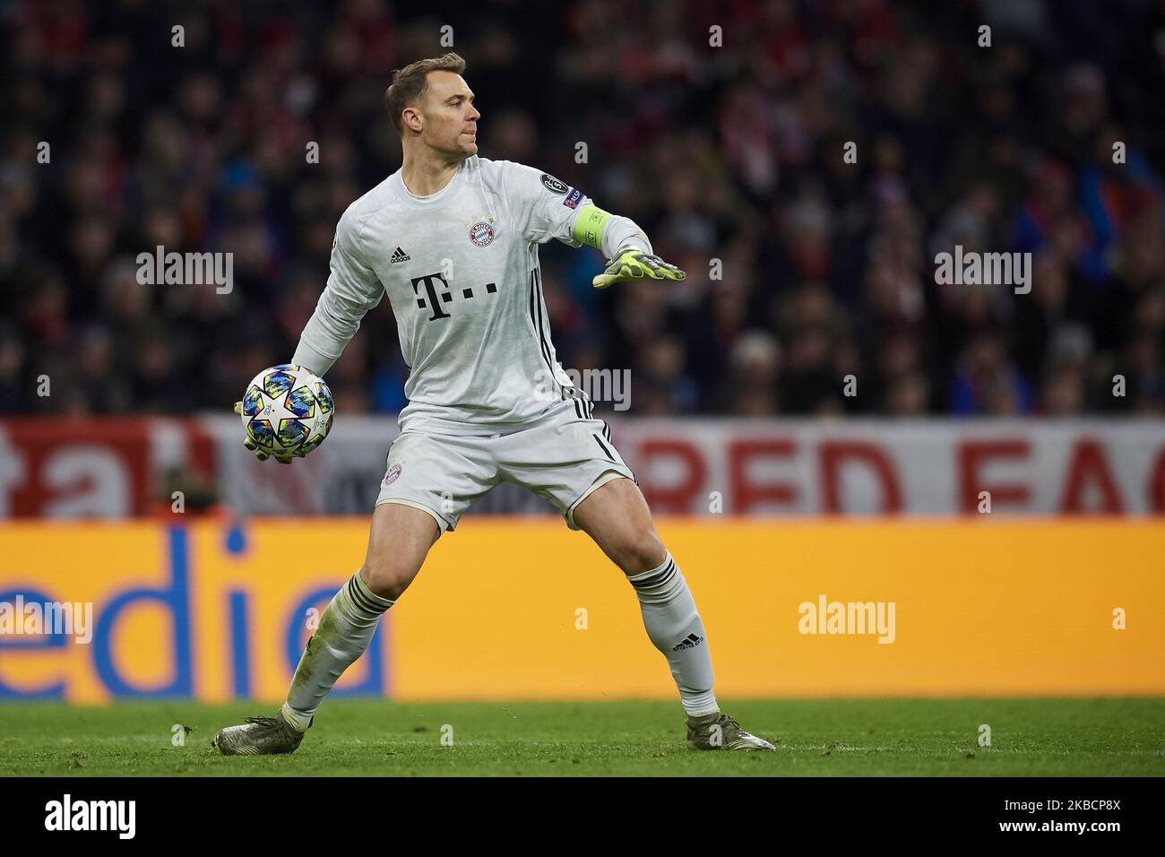 Allianz arena manuel neuer hi-res stock photography and images - Alamy