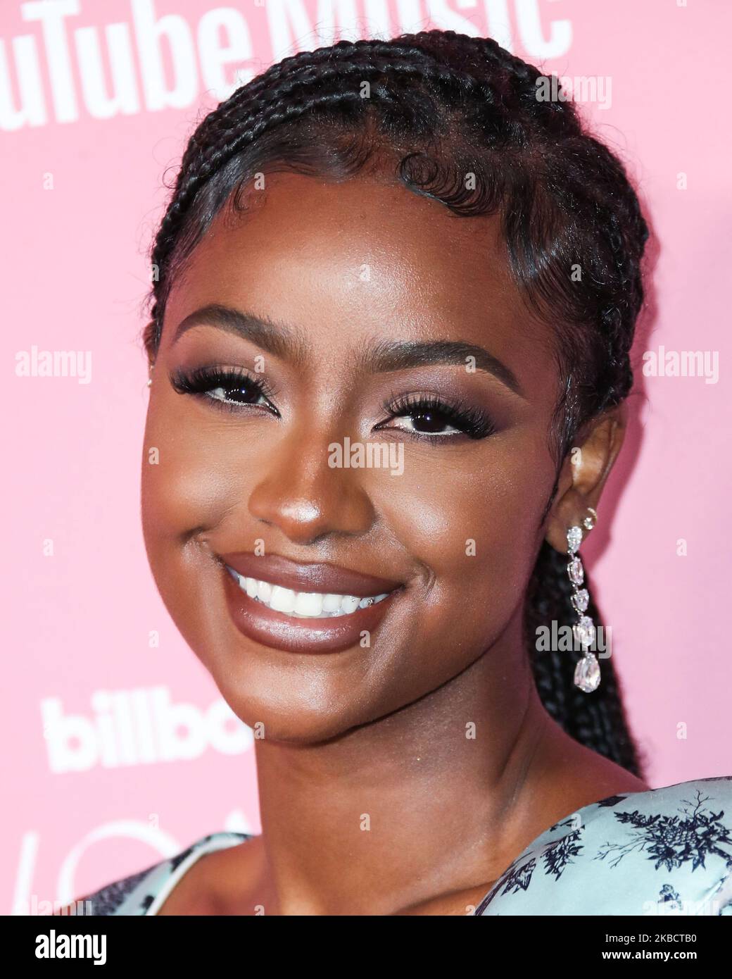 HOLLYWOOD, LOS ANGELES, CALIFORNIA, USA - DECEMBER 12: Singer Justine ...